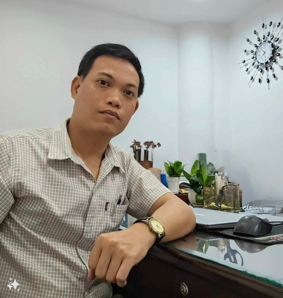 Nhặt thương vào nón - Chùm thơ Phan Duy