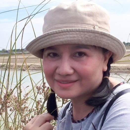 Sông của ngoại chưa bao giờ khát thế | Chùm thơ Thu Trân