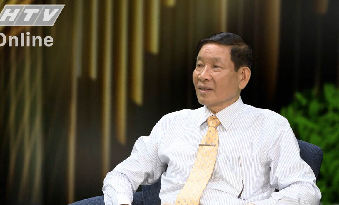 Giai điệu từ những vần thơ với PGS.TS, nhà giáo ưu tú Ngô Minh Oanh