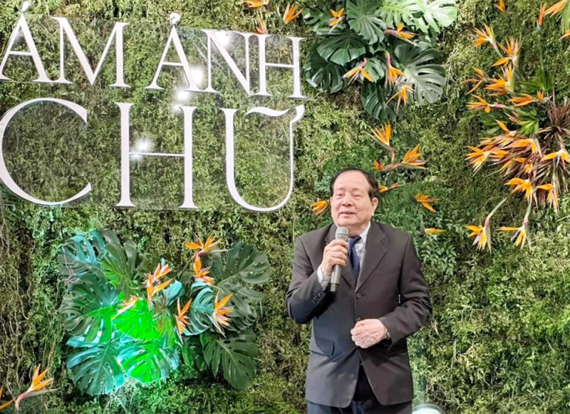 Nhà thơ Hữu Thỉnh - Cây bút phê bình cự phách