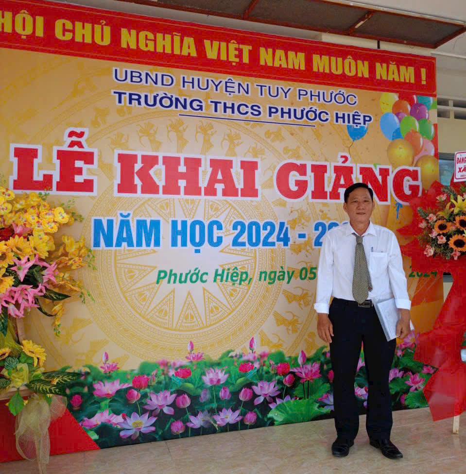 Giới thiệu chùm thơ Lê Bá Duy – Từ Tình Giang tôi lớn